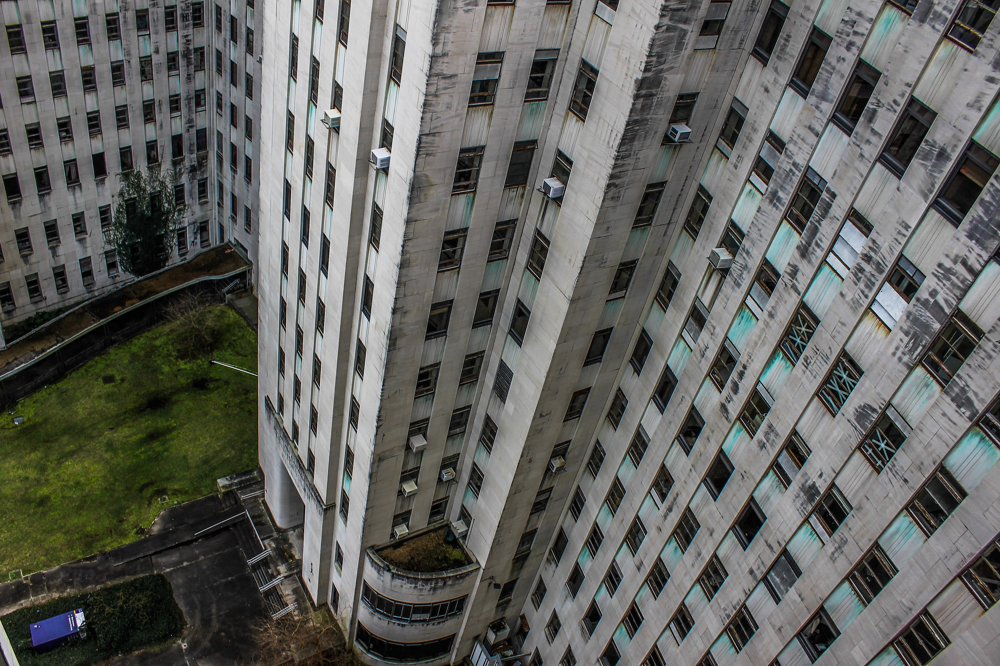 Dislodged by Julie Benesh | Writers.com